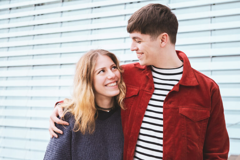 Spotting Red Flags: How to Build Healthy Relationships in your Teens ...